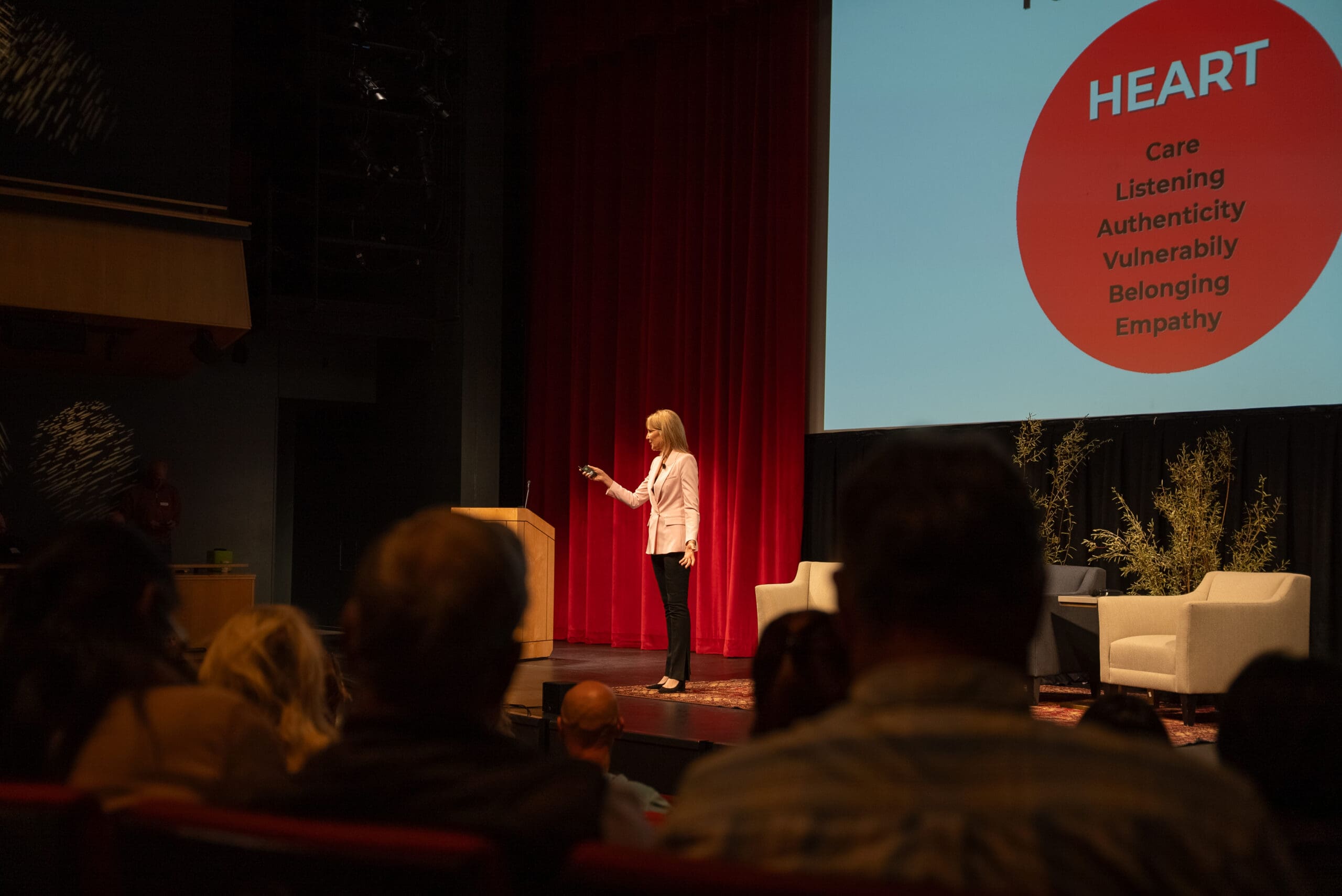 Head & Heart Leadership with Betsy Myers (part 1) - Teton Leadership Center